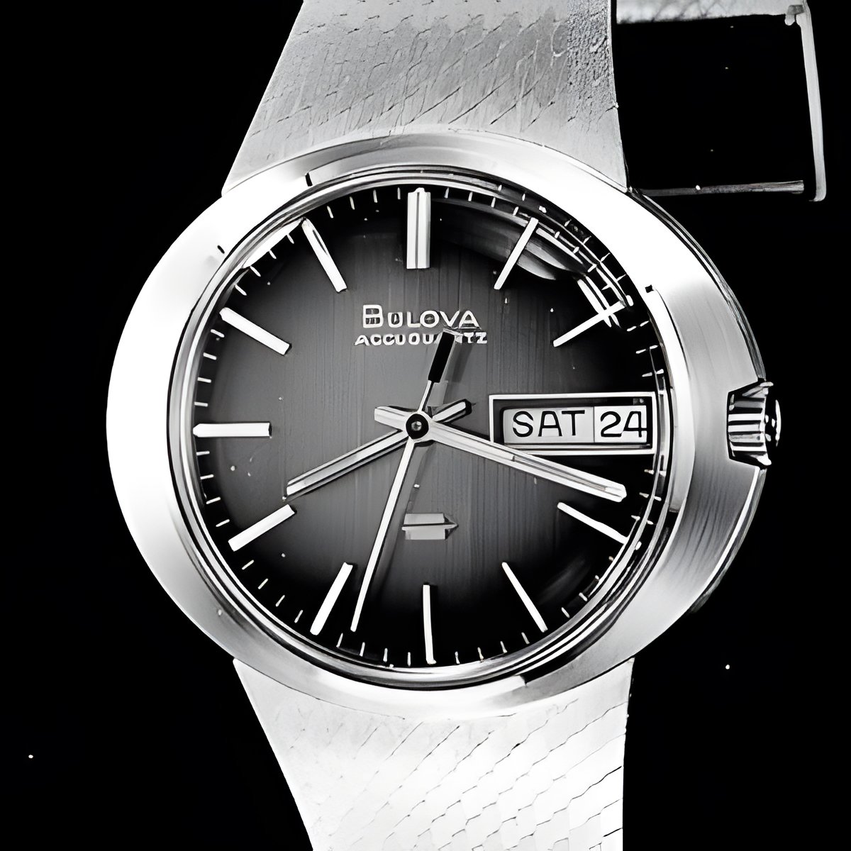 BULOVA “Accuquartz”