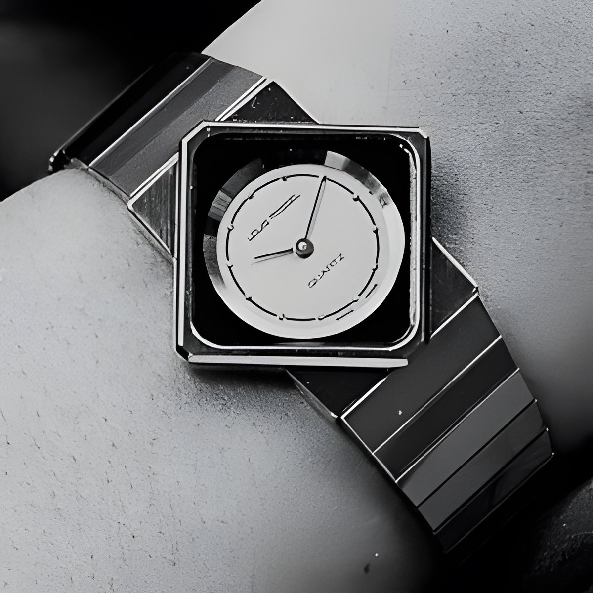 HOME WATCH - LOUIS ROSSEL