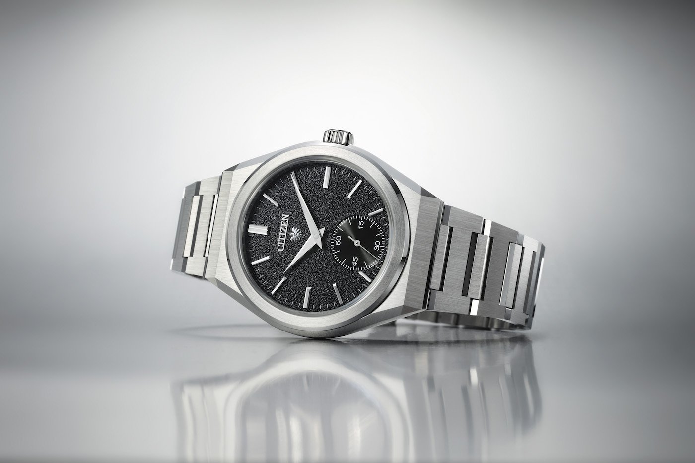 Citizen: an innovative mechanical movement with La (...)