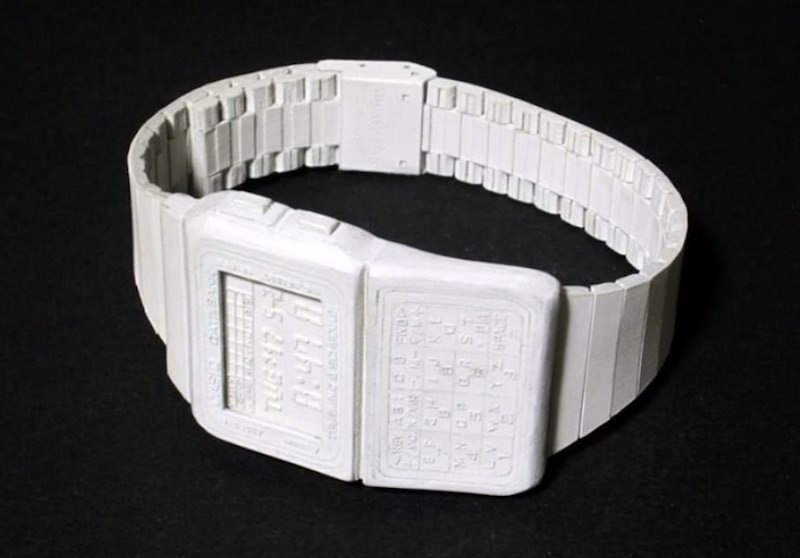 The real deal? Check out this amazing Rolex made of (...)